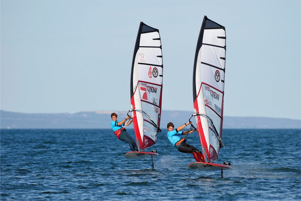 All you need to know about windfoiling | Windsurf Spots & Reviews