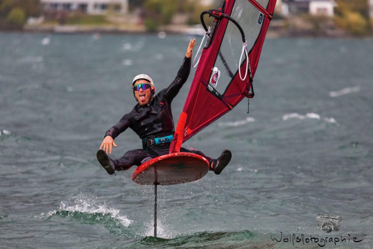 All you need to know about windfoiling | Windsurf Spots & Reviews